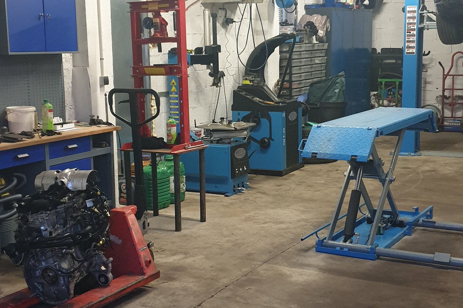 Garage Hc Auto Services à Rougiers (83170) : Devis & Rendez-vous | Vroomly